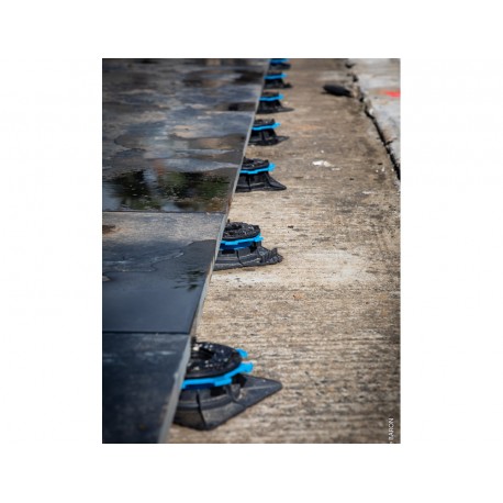 Plot Cléman réglable pour terrasse en dalle, carrelage, béton, céramique